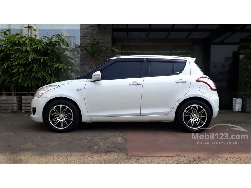 Jual Mobil Suzuki Swift 2014 GX 1.4 di DKI Jakarta Automatic Hatchback ...