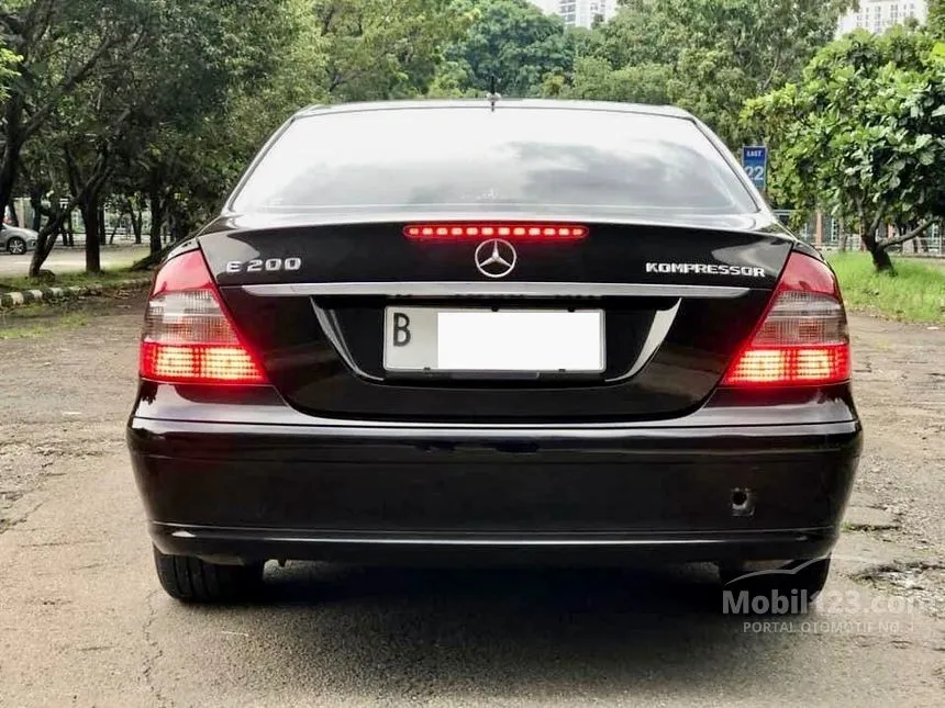 Jual Mobil Mercedes-Benz E200K 2007 1.8 di DKI Jakarta Automatic Sedan ...