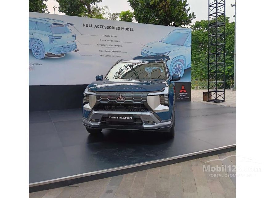 Jual Mobil Mitsubishi Destinator 2025 Ultimate Premium (Quartz White ...