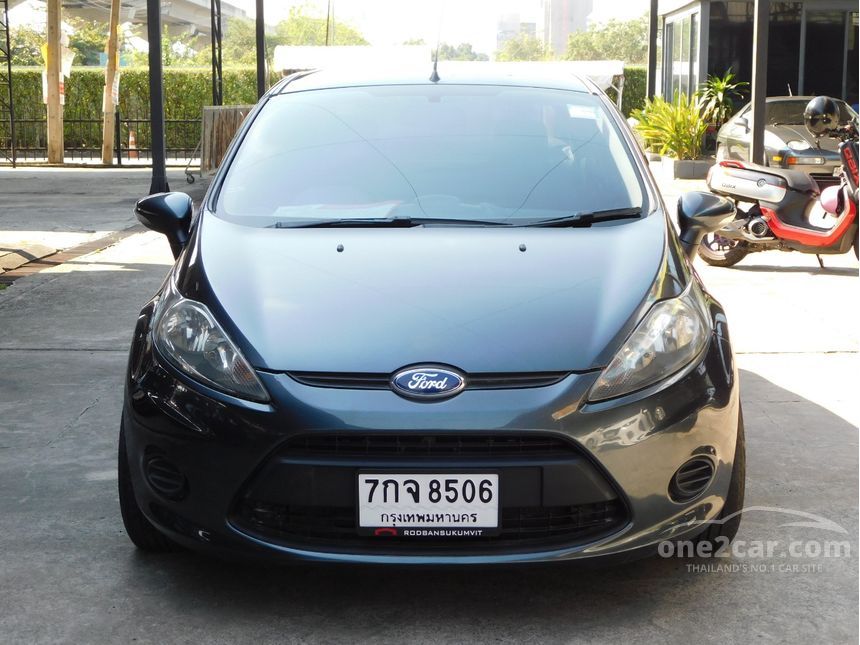 Ford Fiesta 2010 Trend 1.6 in กรุงเทพและปริมณฑล Automatic Sedan สีเทา ...